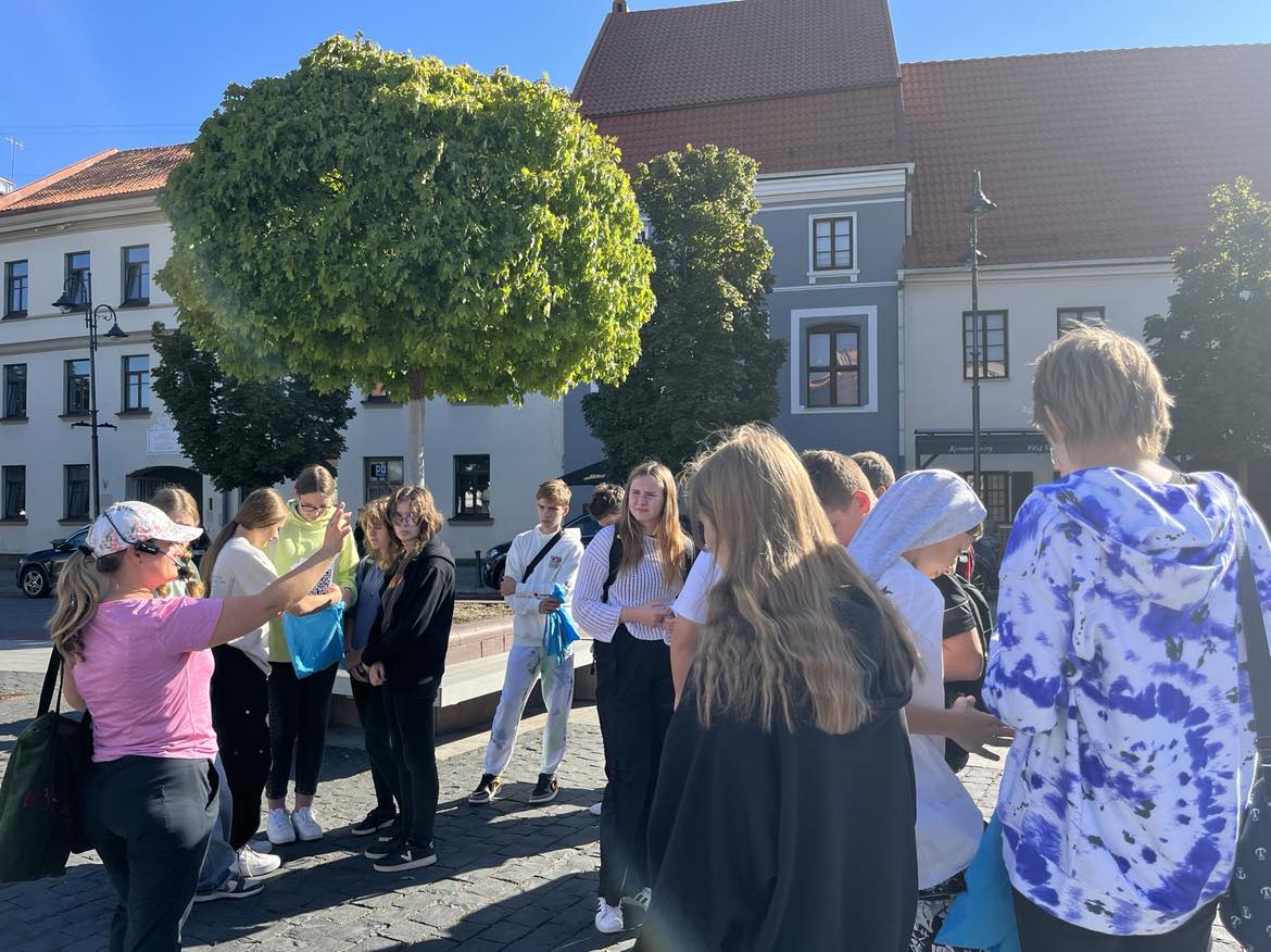 Vilniaus r. Kalvelių "Aušros" gimnazija
